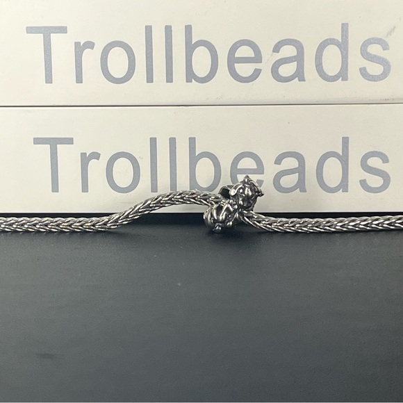 Trollbeads | Jewelry | Trollbeads Retired Rolling Troll Bead 1437 ...
